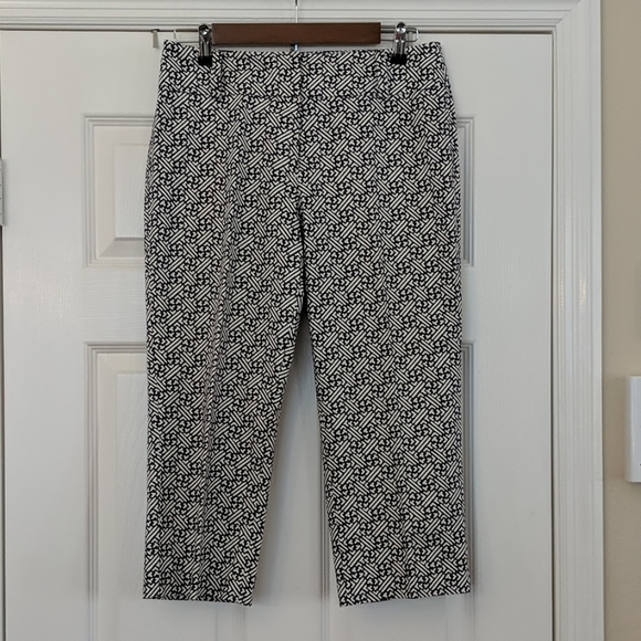 Talbots | Pants & Jumpsuits | Talbots Print Cropped Capri Pants | Poshmark